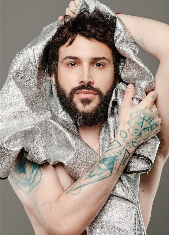 Papo com Juan Guiã, atração do Festival La Folie: "É importante falar ...